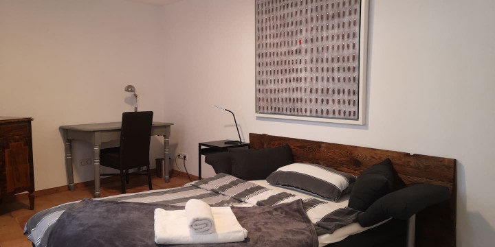 Modern Design Room Im Guesthouse Burbacher Hof - Bonn