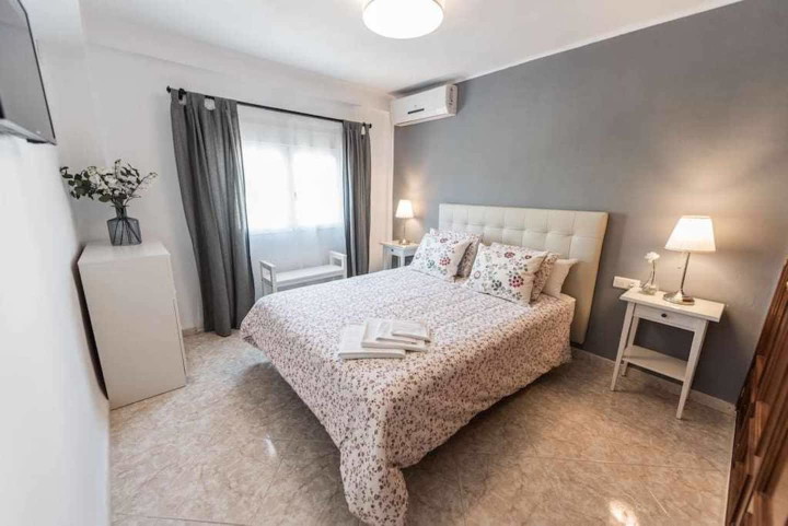 Iii Morales & Arnal Apartments. Cozy And 450m Away - Ronda