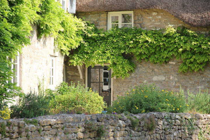 Stone &Thatch Cottage Built 1595 Mells Babington - Wiltshire
