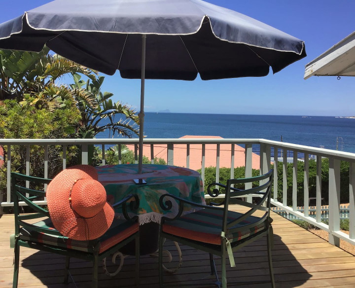 Private Deck With Sea Views @ Penguins & Pillows - Cape Town