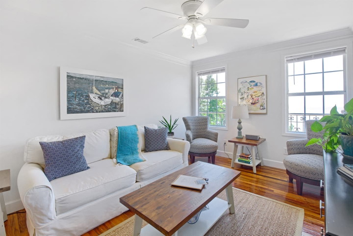 Camellia At Jubilee Suites Bed & Breakfast. 2k/2b. - Fairhope, AL