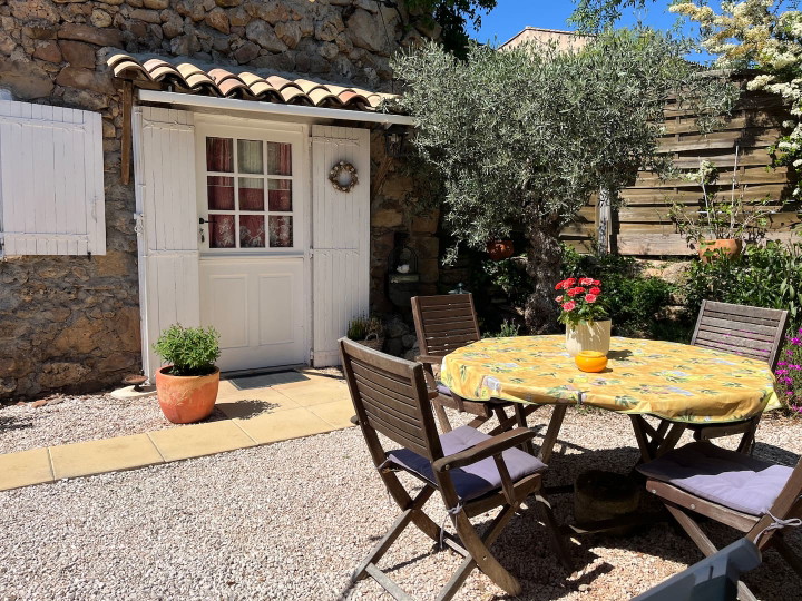 Charme, Calme, Plages à 20, Baignoire Jacuzzi. - Draguignan