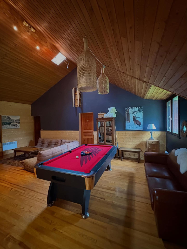 Rare 7-bedroom Chalet For All Seasons - Briançon