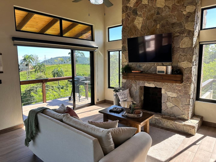 The Magnolia Ranch - Mountain Breeze Cabin - Dominican Republic