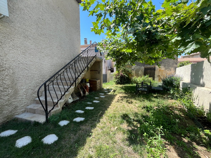 Appartement Avec 3 Lits, Jardin, Parking, Clim - Velaux