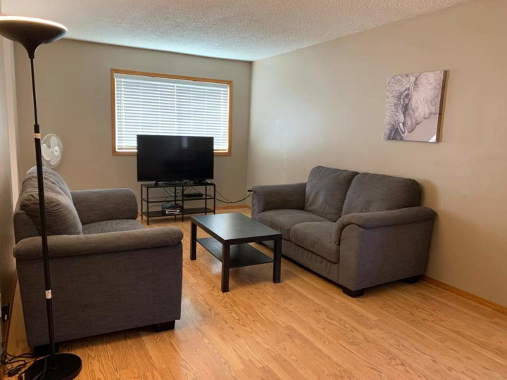 (3) Bedroom Bi Level Unit - Fox Creek