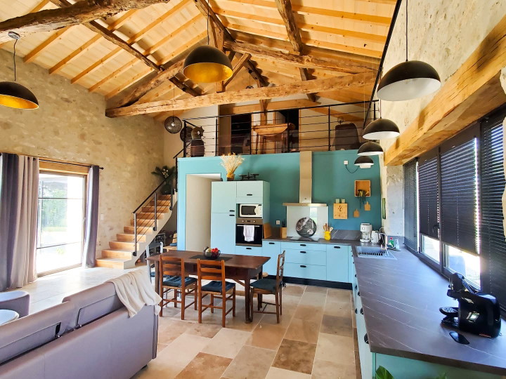 Gîte Dans Une Grange Rénovée - Gers