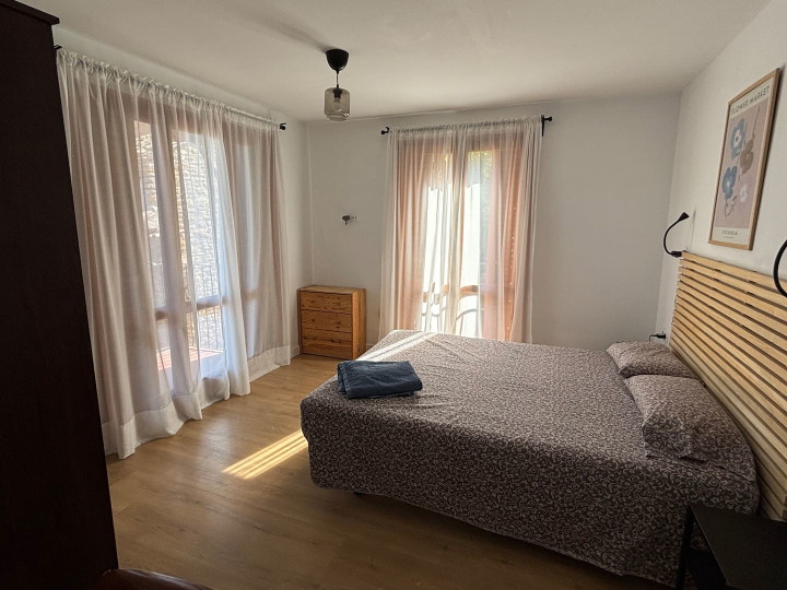Cal Perubí En La Vall Dàger - Àger