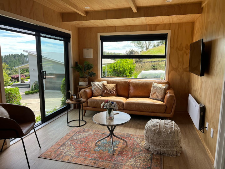 Te Whare Iti (The Little House @ Brownlea) - New Plymouth