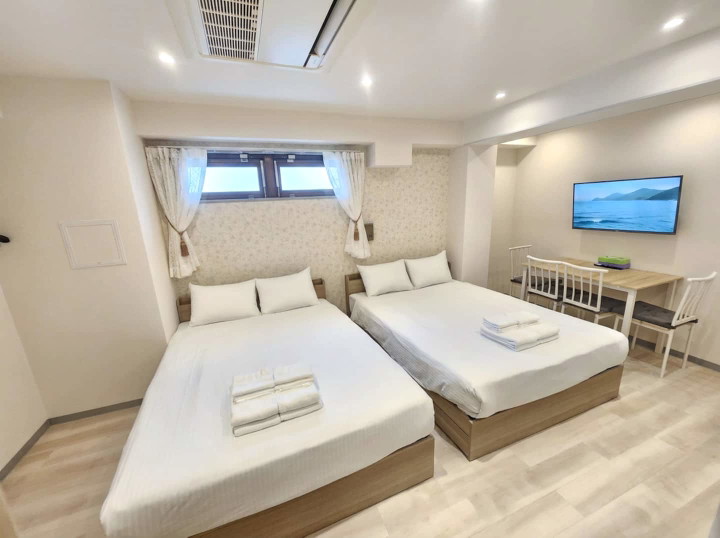 A 5-minute Walk From Ueno Station / You Can Get Anywhere In Tokyo Quickly / You Can Use Multiple Lines / Sleeps 4 People / Luggage Storage Available, Family Apartment. - Ueno