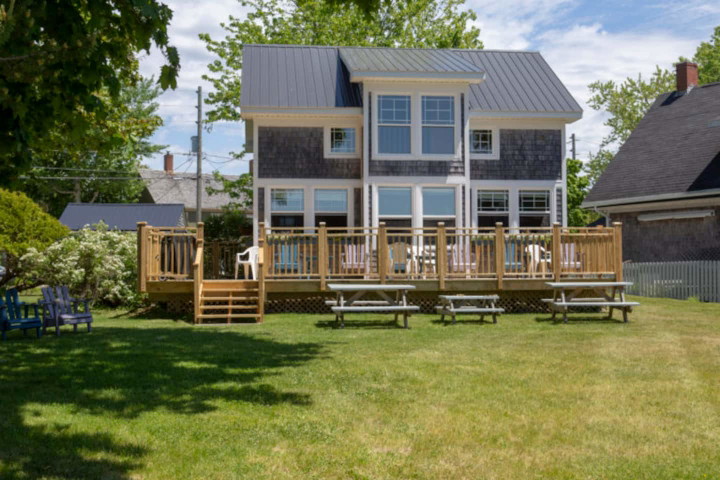 Oceanfront 3-bedroom Cottage - St. Andrews