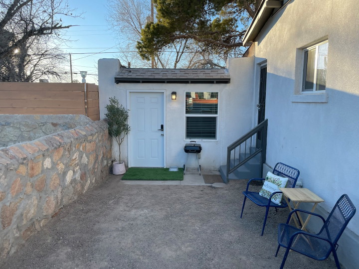 Cozy Studio For Two - El Paso, TX