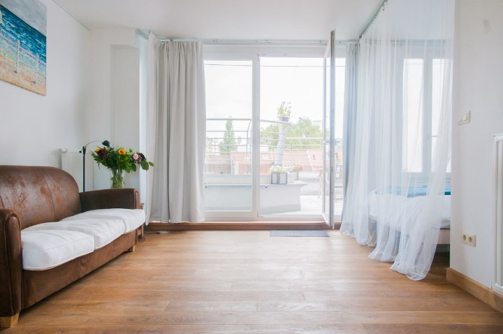 Love Nest In Saint-gilles (Louise). - Auderghem