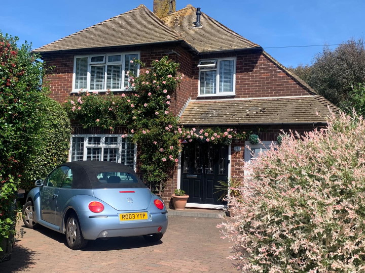 Recently Refurbished Beach Retreat - Littlehampton