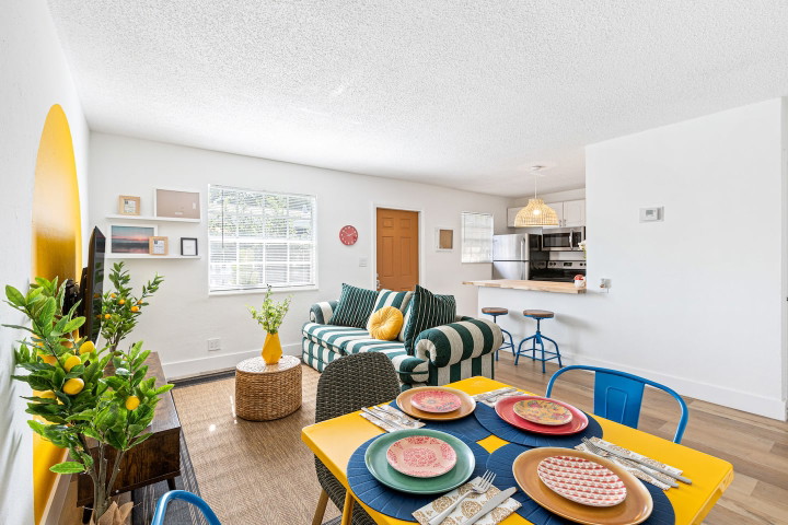 Vibrant 2br Getaway - Côte Dazur Near Riverwalk - Fort Lauderdale