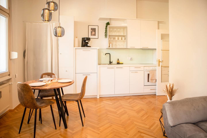 Altbau Mit Charme Mitten Im Zentrum - Austria