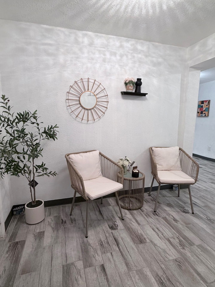 Spacious Downstairs Unit Prime Central Location - Winter Park, FL