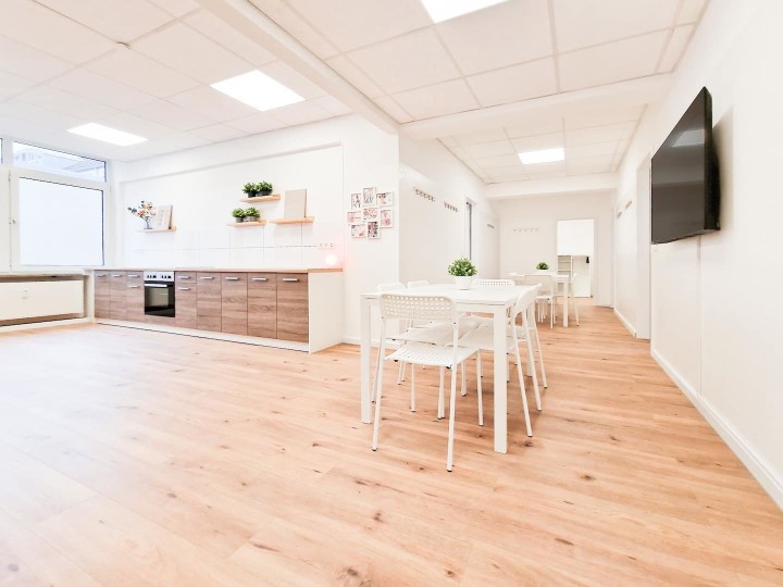 Raj Living - 5 Rooms - Center - 10 Min Messe Dus - Neuss