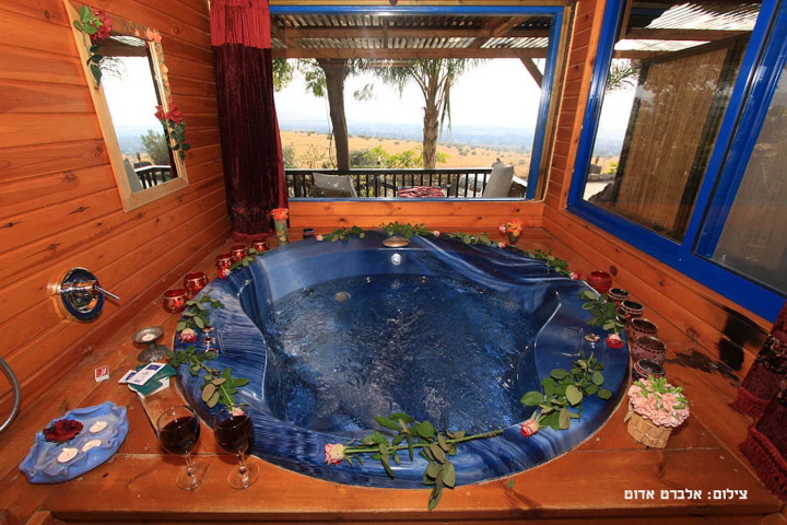 Aladdin Cabins & Caves - Cozy Wooden Cabin With Private Jacuzzi - 시리아