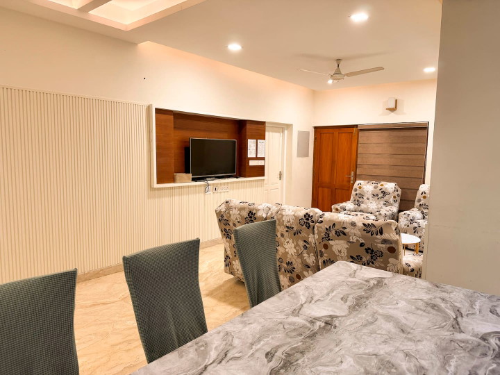 5 Bedroom Luxury House: Kochi, Ernakulam Town - Cochín