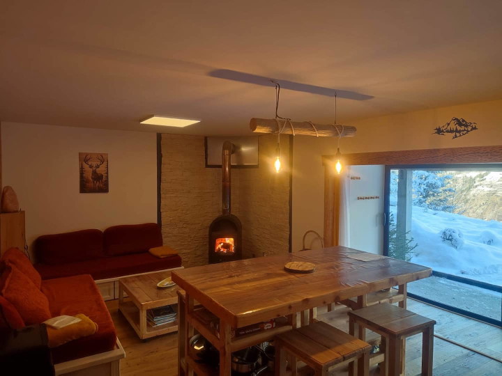 Chalet Huskies: Peace, Forest & Disconnection - Valloire