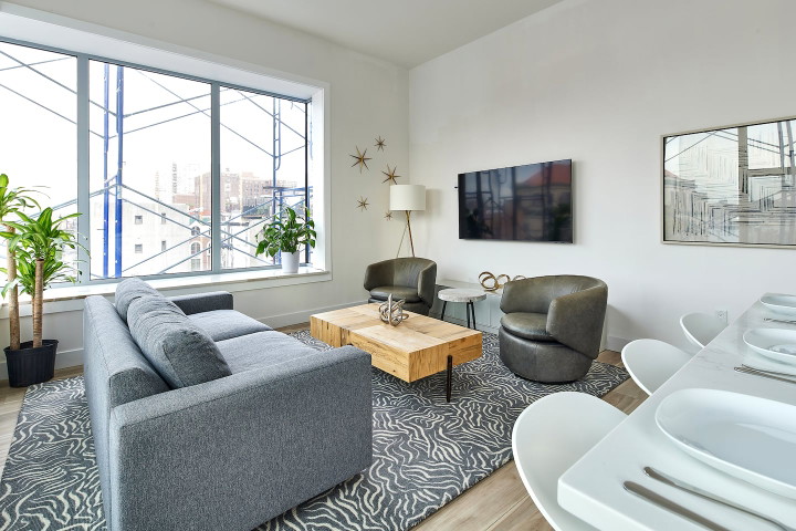 Bright Designer Loft  Steps From Path To Nyc - Brooklyn, NY
