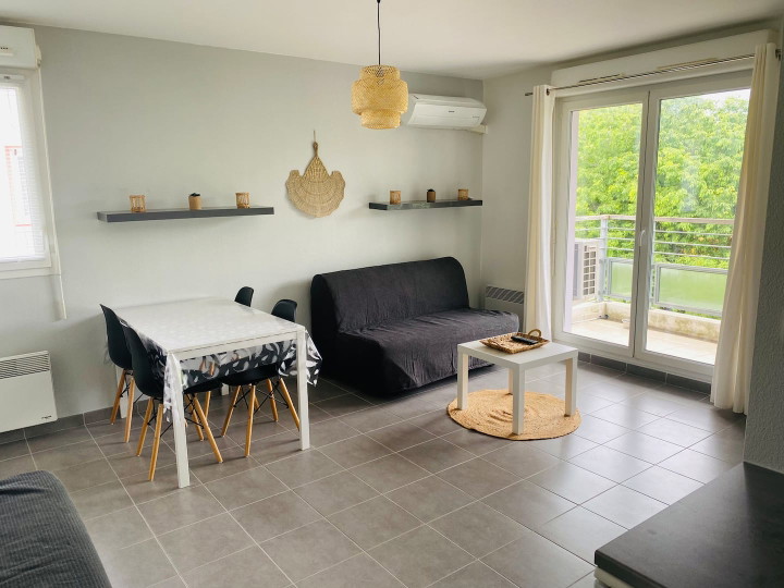 Air-conditioned Studio With Pool - La Ciotat