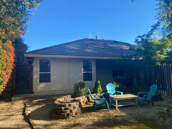 Lovely Private Master Suite With Back-yard - Roseville, CA