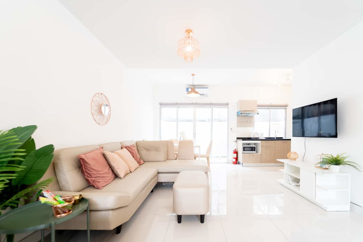 10-min Walk To Impact  Mrt  Entire 3br House - Bangkok