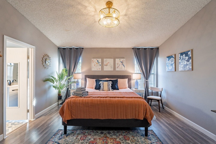 Cozy Vegas Stay  Firepit + Plunge Pool  Near Dt - Fremont, CA