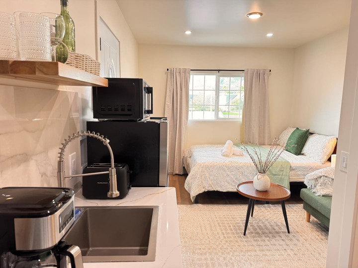 Relax House With Mountain View - Calabasas, CA