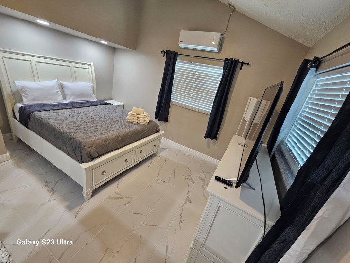 Renovated Studio 7 Min From Downtown St. Pete! - St. Petersburg, FL