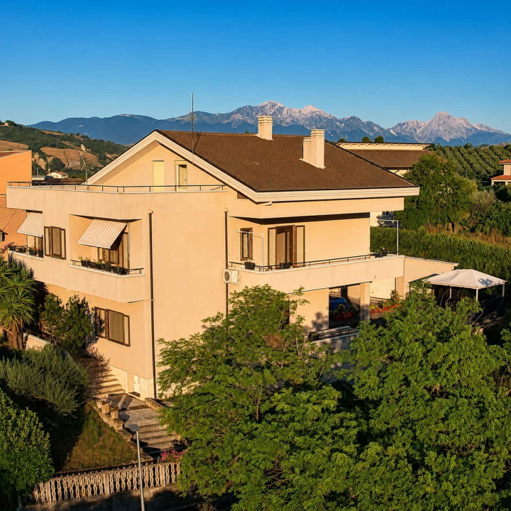 Abruzzo Hills Villa - Pineto