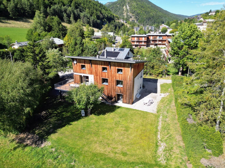 Chalet La Bessia, Grand Et Chaleureux - 15 Pers - Grenoble