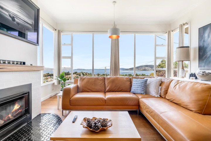 Bellerive Hill Home, River Views, 5 Min To Beach - Tasmanien