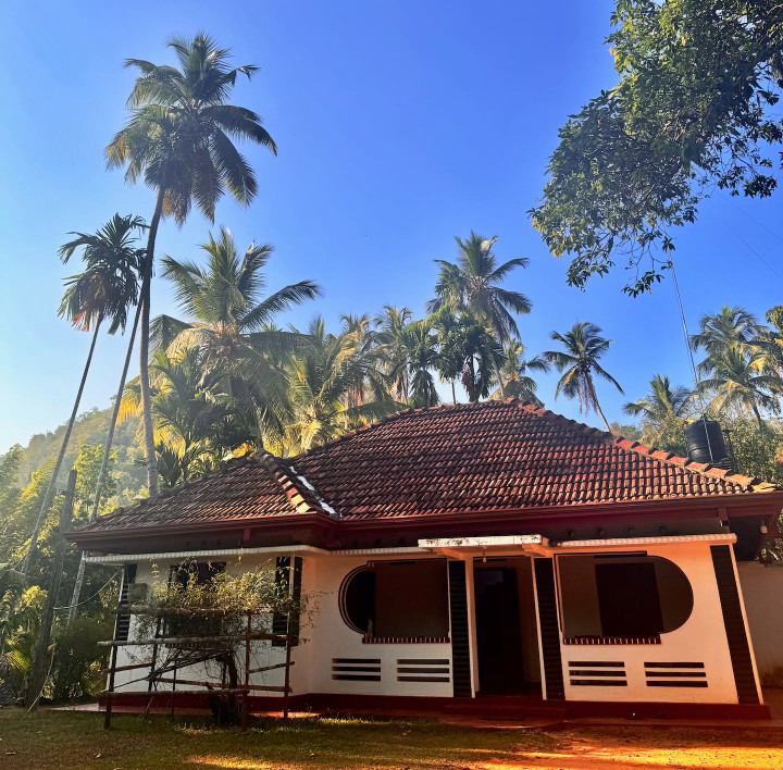 Coconut Estate Villa - With Fruit Garden - Sri Lanka