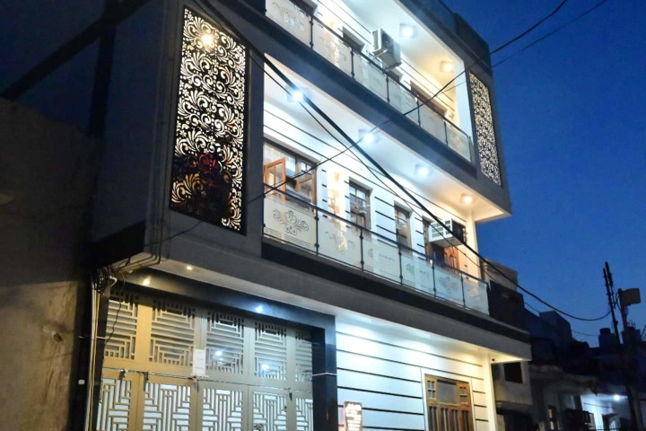 Sadia Villa, Your Homeawayfrom Home - Lucknow