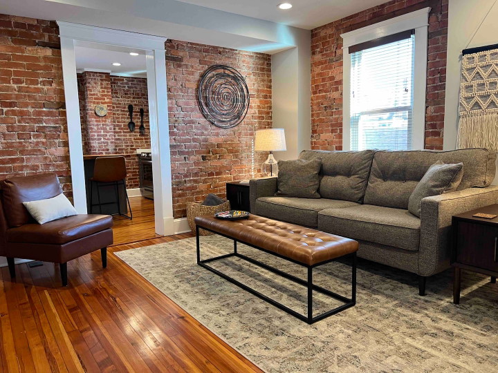 Old Town Loft In Highly Desirable Area Downtown - Winchester, VA