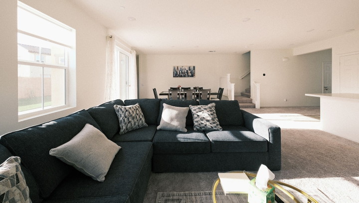 Cozy 5br Retreat W/ Big Yard  Near Ontario Mills - Eastvale, CA