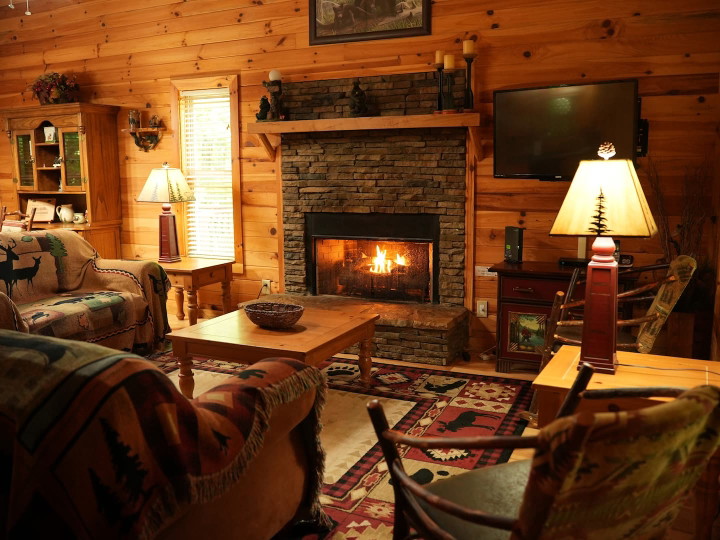 Beautiful Cabin 5 Bed 3 Bath W/ Hot Tub #17 - Cleveland, GA