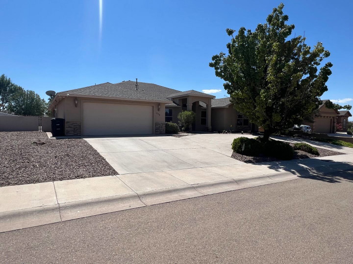 Spacious Home Mins Away From White Sands Park &Afb - Alamogordo, NM