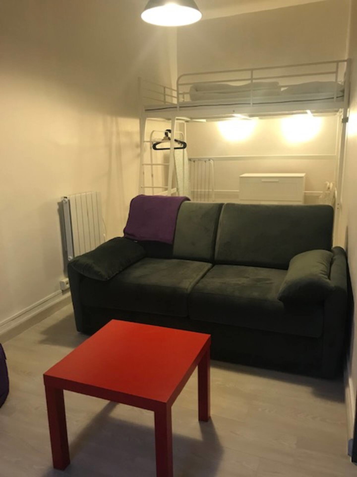 Studio Idéalement Placé, Calme Et Proche Du Centre - Saint-Étienne