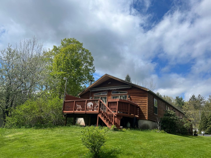 Log Cabin With View Ski Slopes In Hunter Mountain - Hunter Mountain, NY
