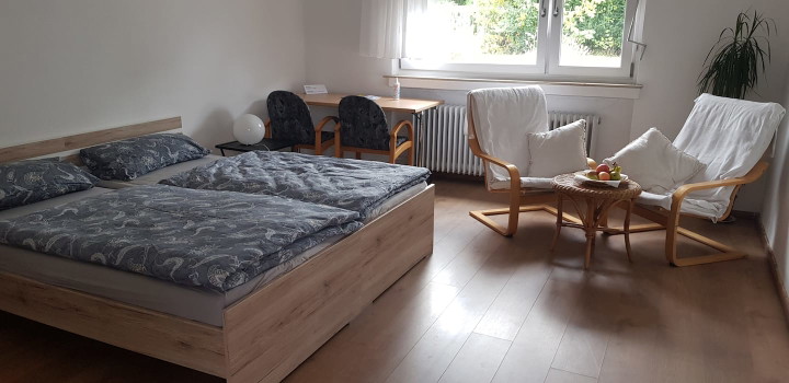 Zentrale Anliegerwohnung Mit Kostenlosem Parkplatz - Baunatal