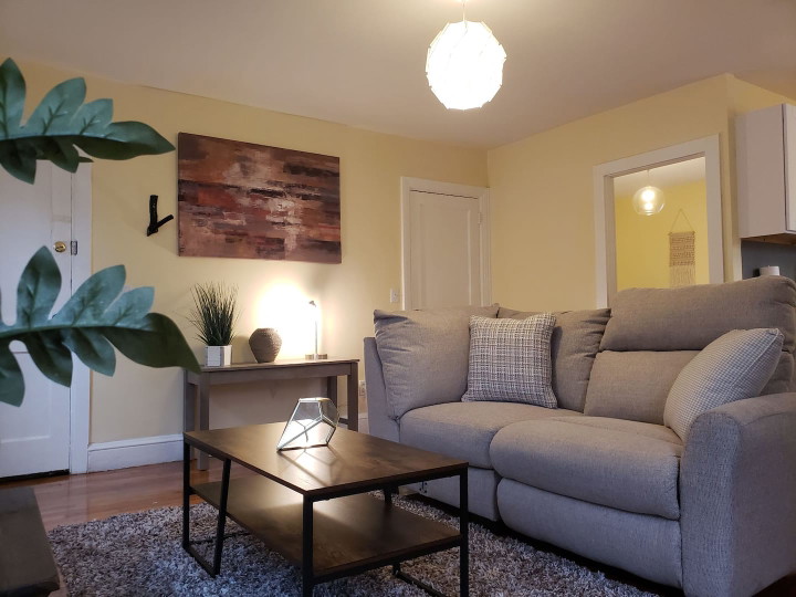 The West Loft At Dartmouth Ave 1 Br Apt| South Pvd - Rhode Island