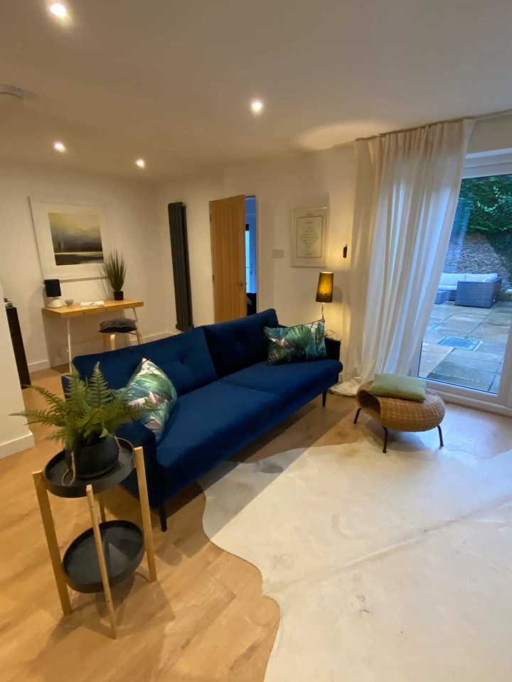 The Hideaway - With Large Courtyard Garden - Tetbury