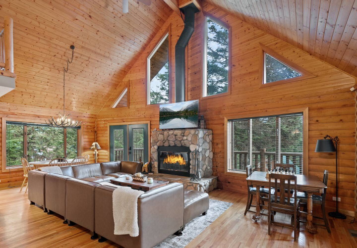 Snoqualmie Pass Log Cabin W/ Hot Tub & Sauna - Snoqualmie Pass, WA