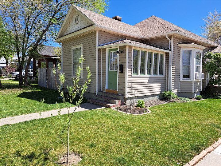 Two King Beds, Downtown, Full Kitchen, Fenced Yard - Grand Junction, CO