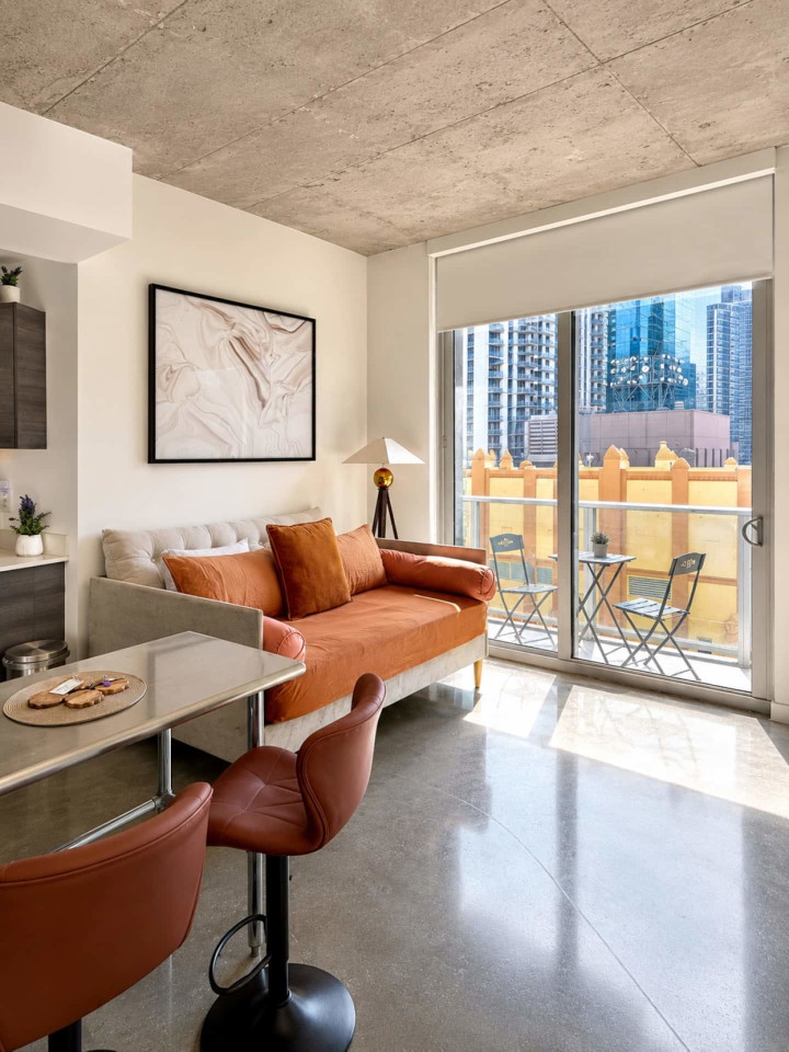 Chic*high Flr*2bed*rftoppool*freeparking - Miami, FL