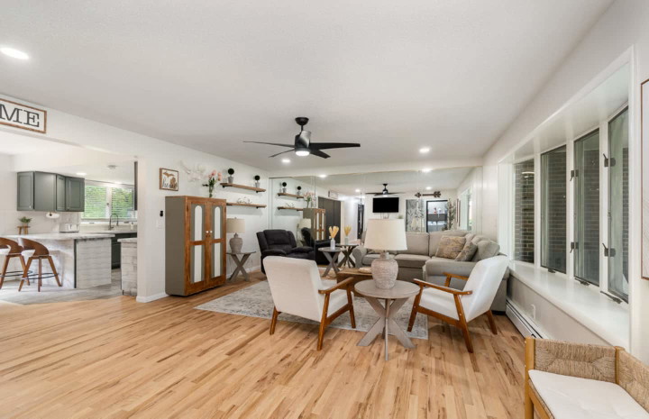 Long Term, Large Groups, Sleeps 12, Handicap, - Bay City, MI